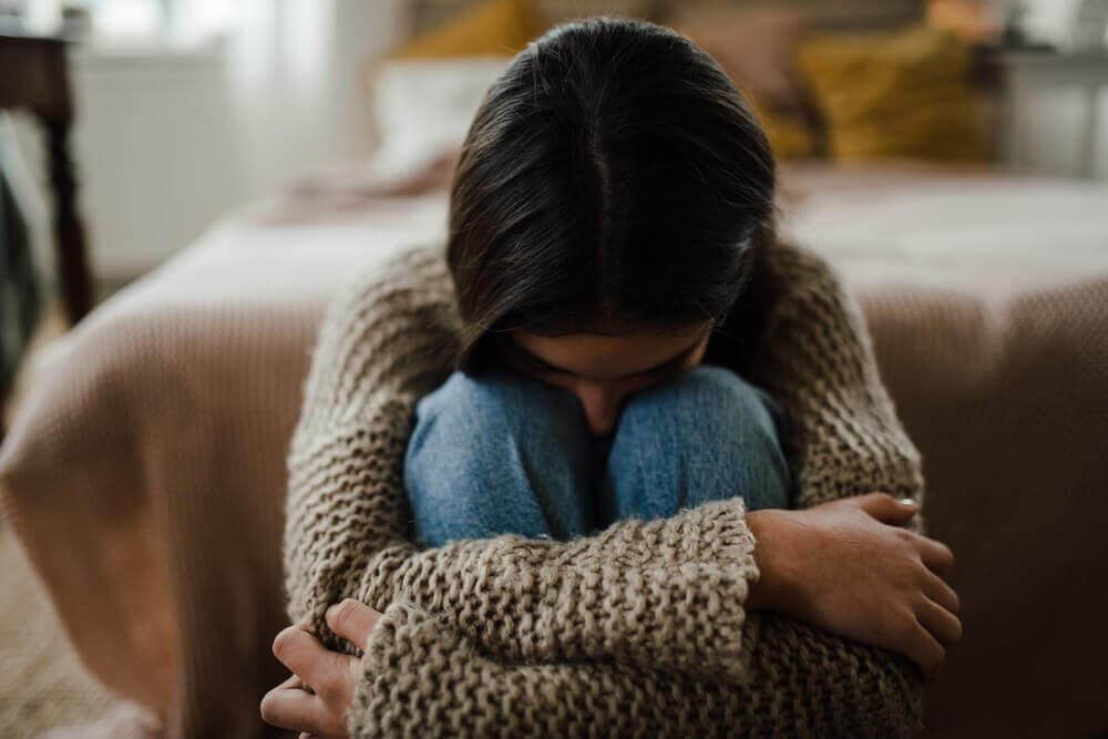 How to Spot Early Signs of Mental Health Struggles in Teens and Young ...